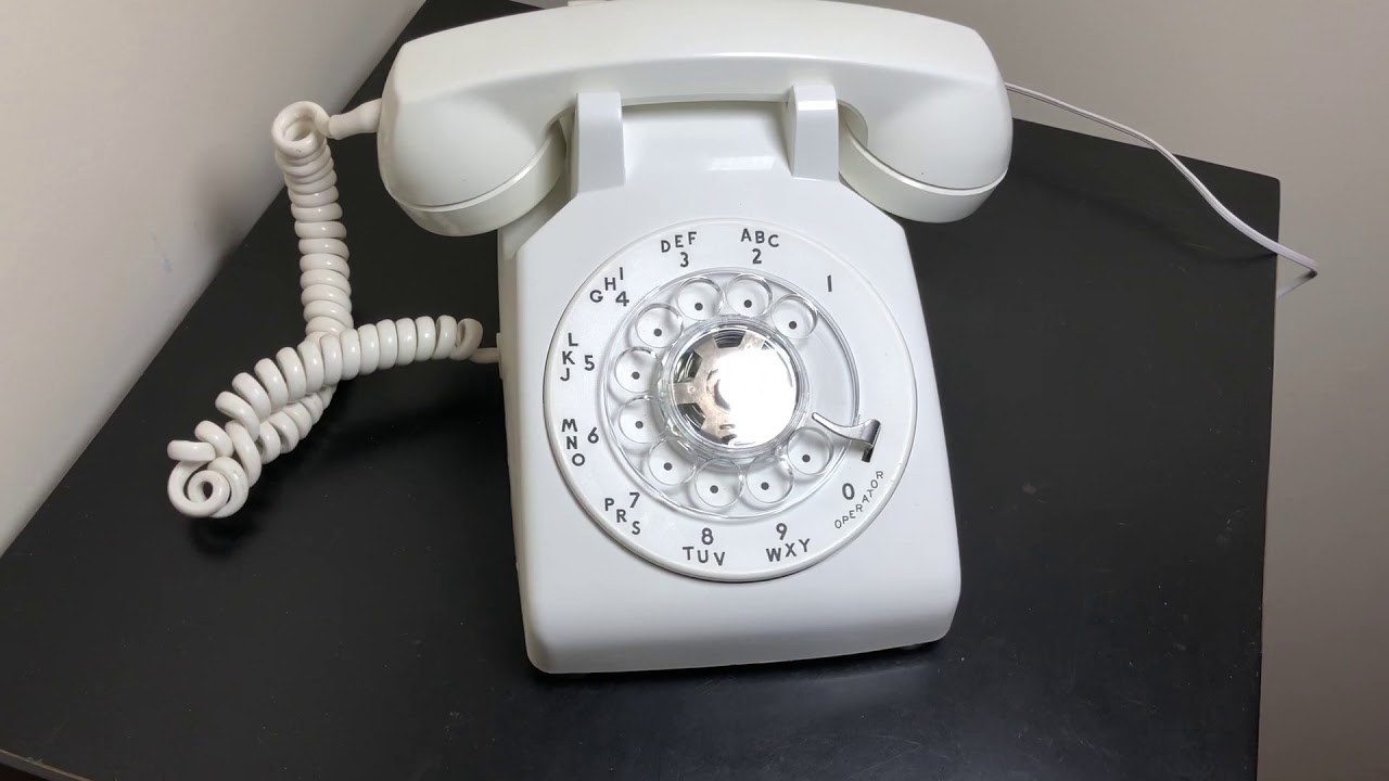 Western Electric White Rotary Phone DEMO - YouTube