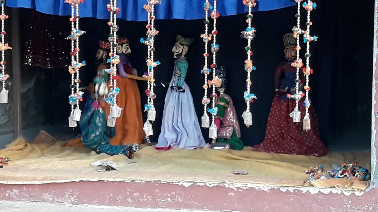 Rajasthani puppet dance - YouTube