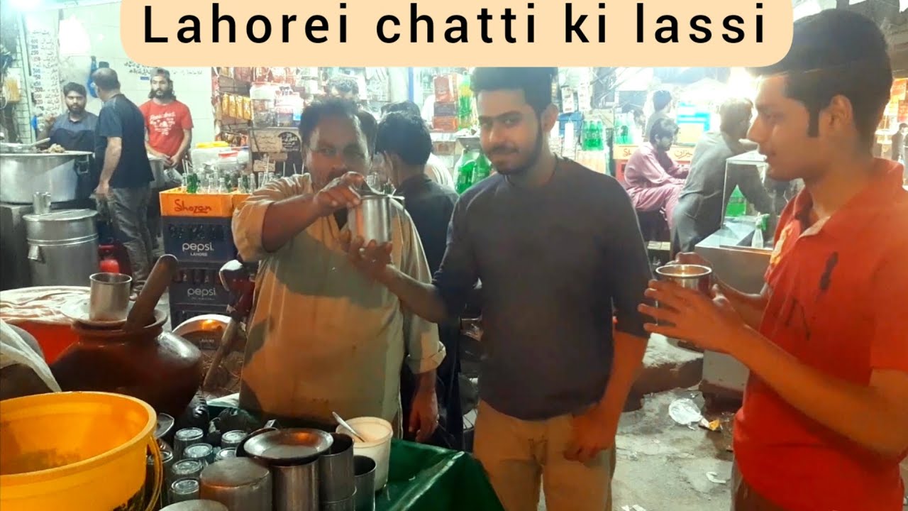 Chatti Ki Lassi Recipe | AJ Hue road par khuwaar 😣🥴 | TM Vlogger - YouTube