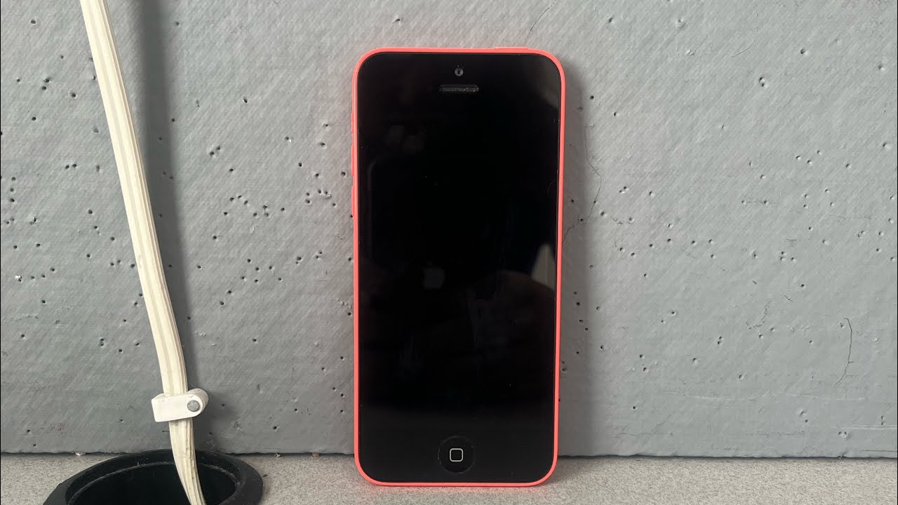 Unboxing/Setup of the Red Apple iPhone 5c - YouTube