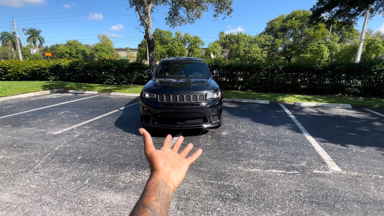 DRIVING A TRACKHAWK IN MORNING TRAFFIC🦅 - YouTube