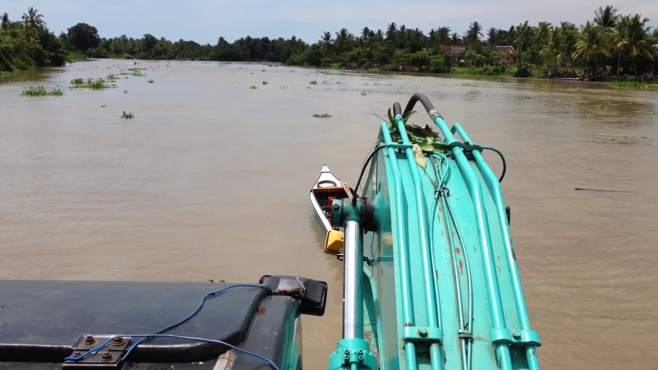 BOLEH GA PERCAYA KALO BELUM LIAT !!! Keren Perahu Ini Mampu Menarik ...