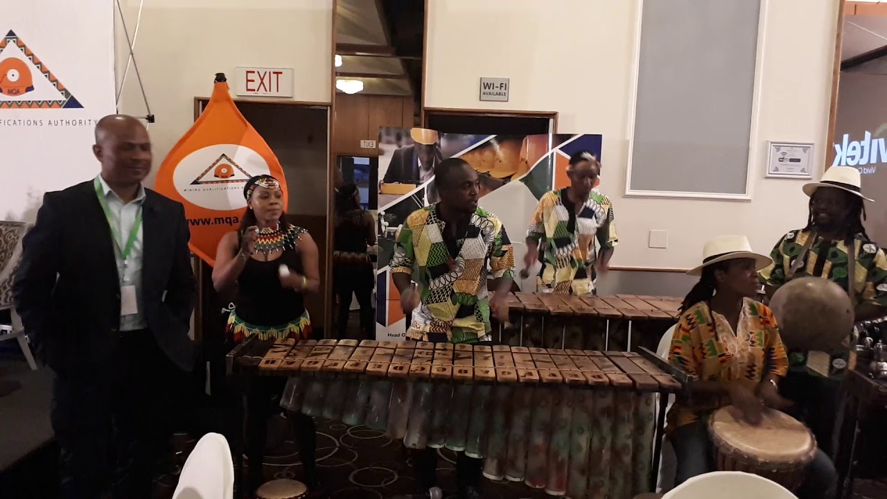 Oliver tuku Mtukudzi Neria Rhythm Africa Marimba Band - YouTube