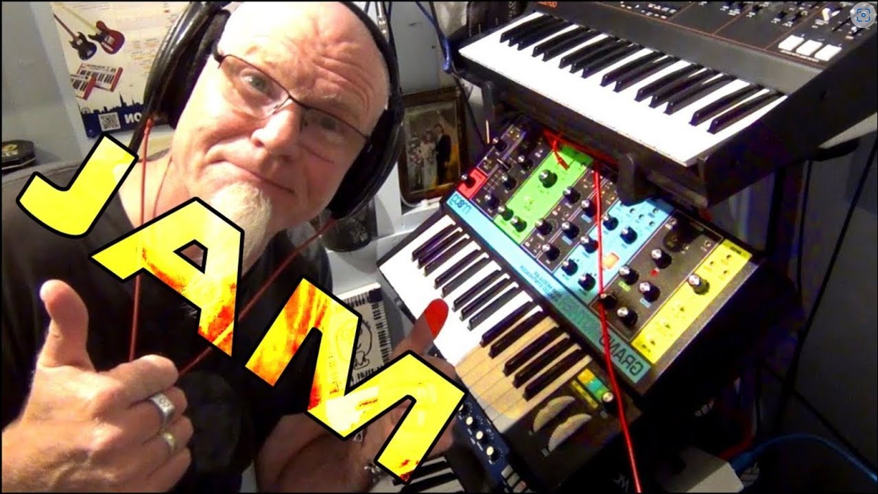 Live jam Behringer Odyssey Moog Grandmother Monopoly modular Microfreak Korg Triton Nux delay ...