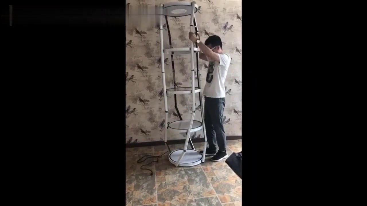 Round Portable Aluminum Spiral Tower Display Case with Shelves, Top ...