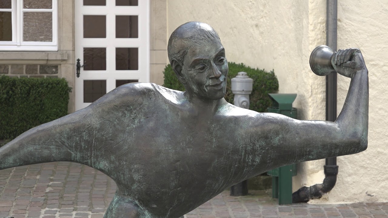 Luxembourg, Luxemburg - Ösling - Vianden - Schloss - YouTube