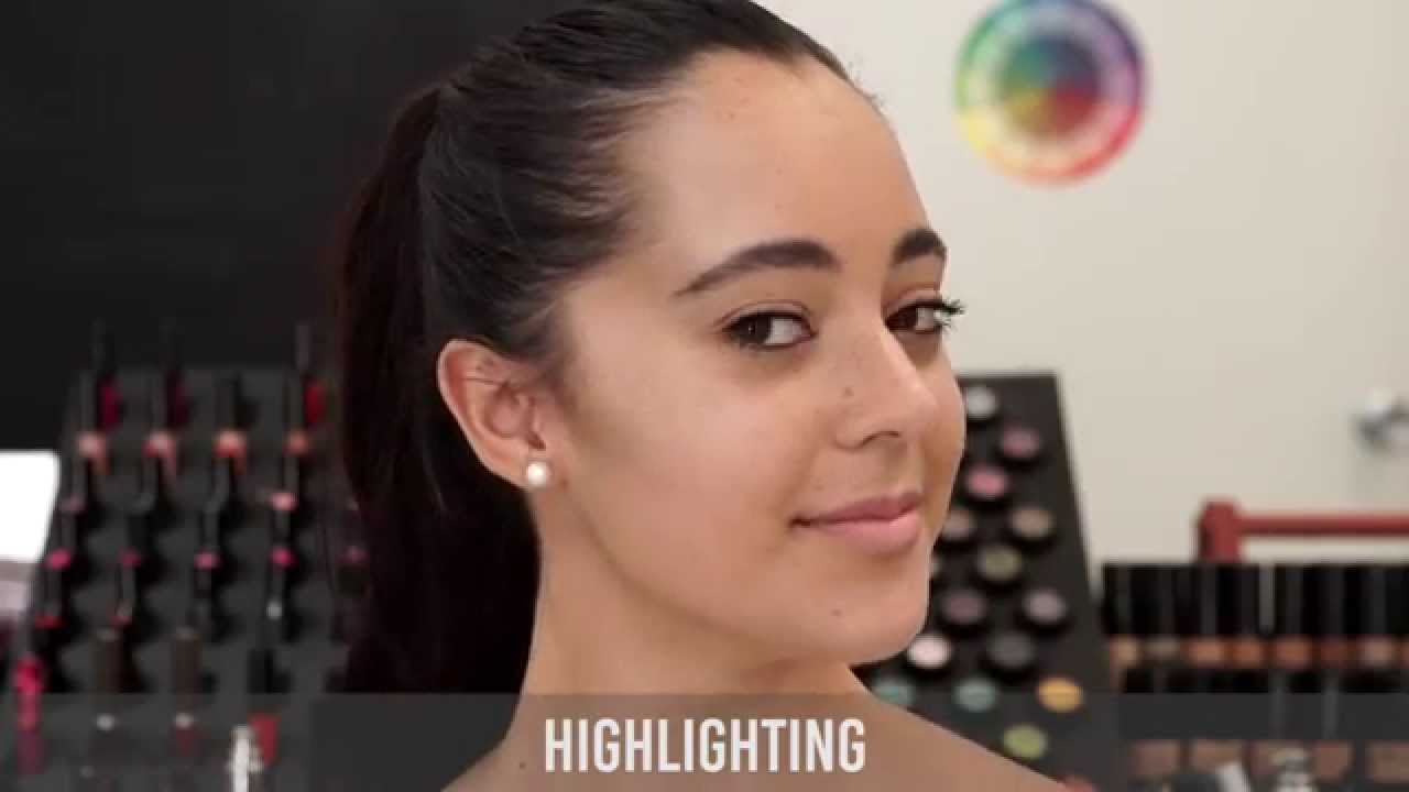 How to Contour and Highlight a HEART FACE - YouTube