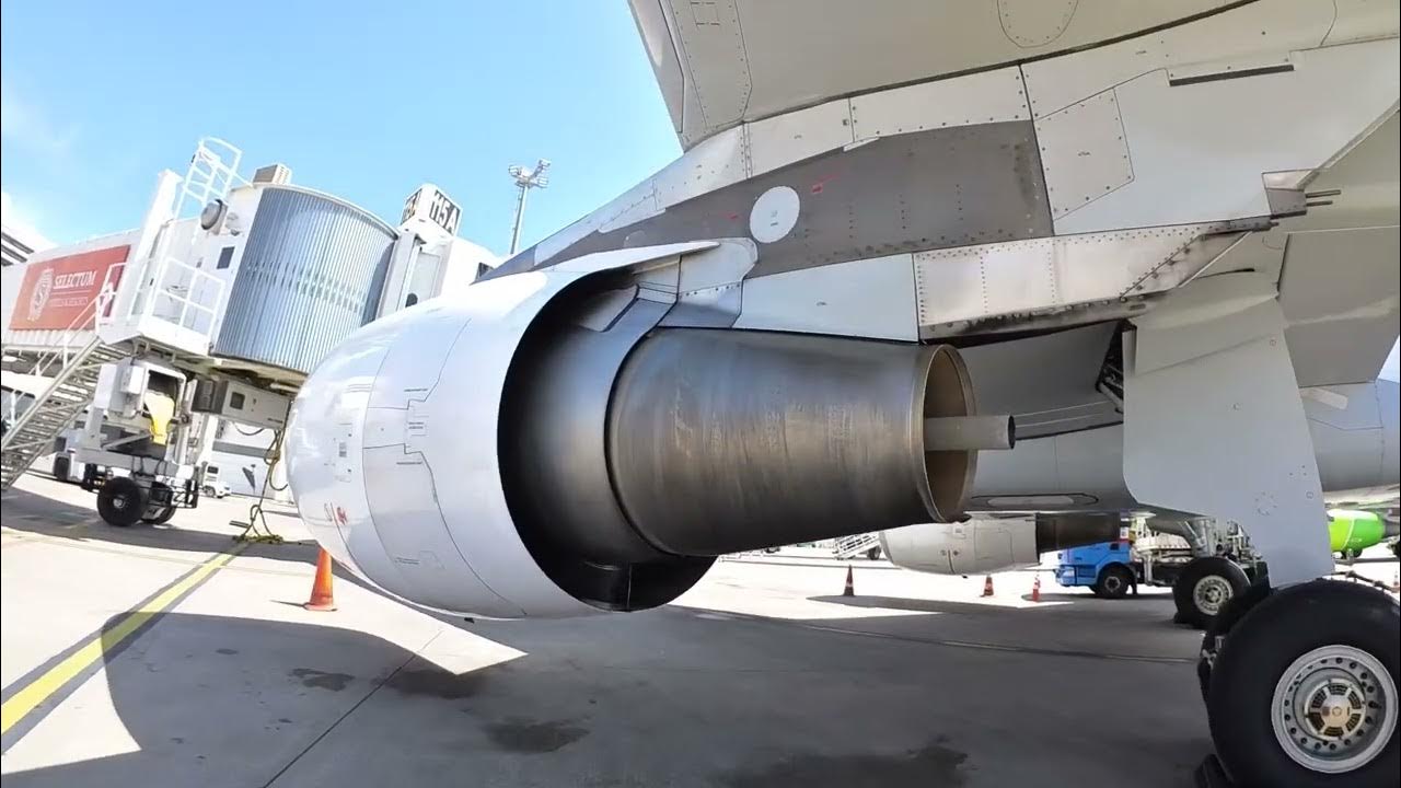 AIRBUS A320 WALK - YouTube