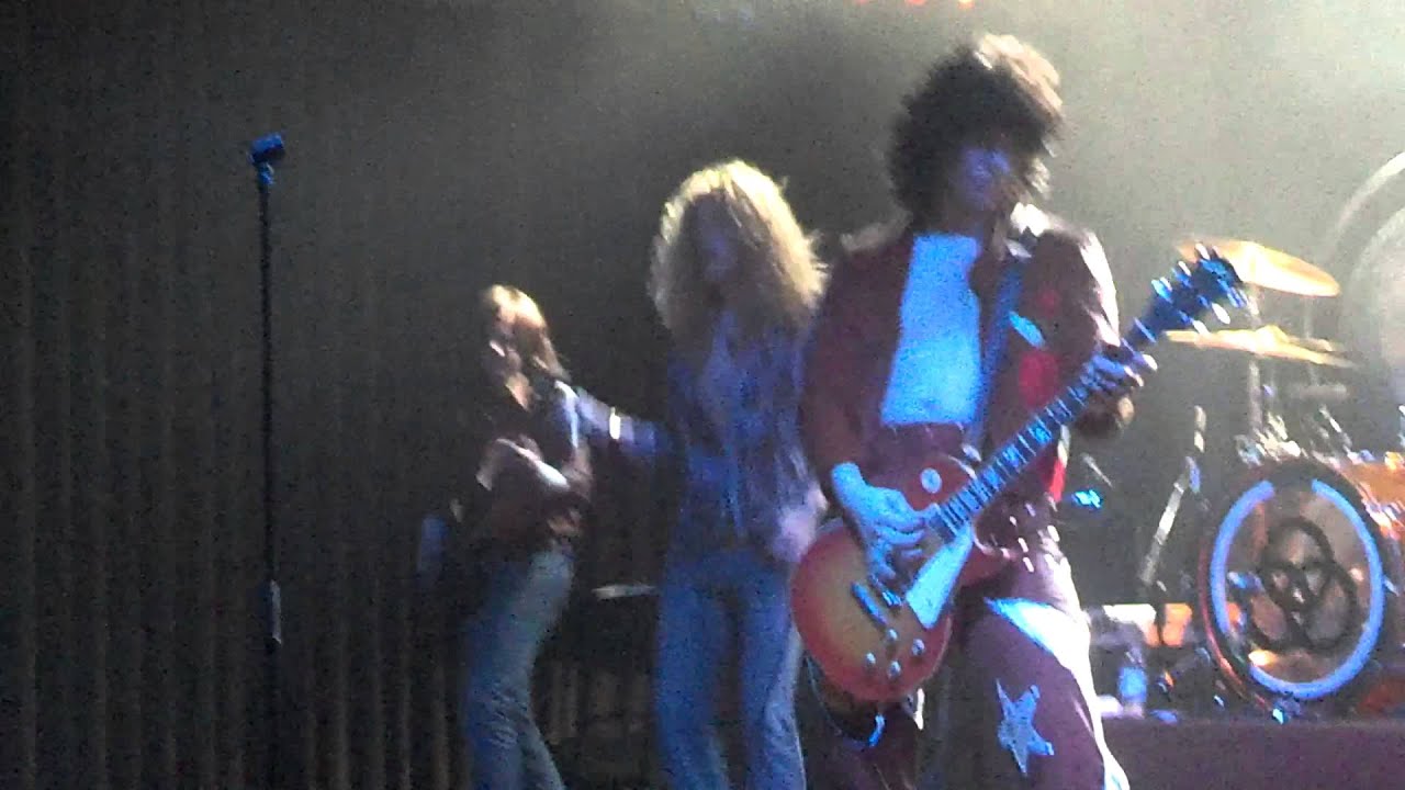 The Led Zeppelin Experience Featuring NO Quarter. - YouTube