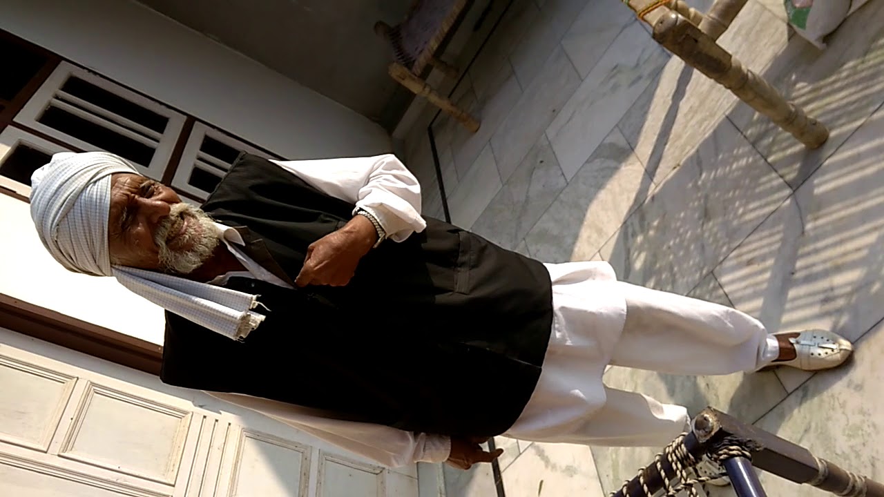 Gurcharan Lahoriya Baba Otu Wala - YouTube
