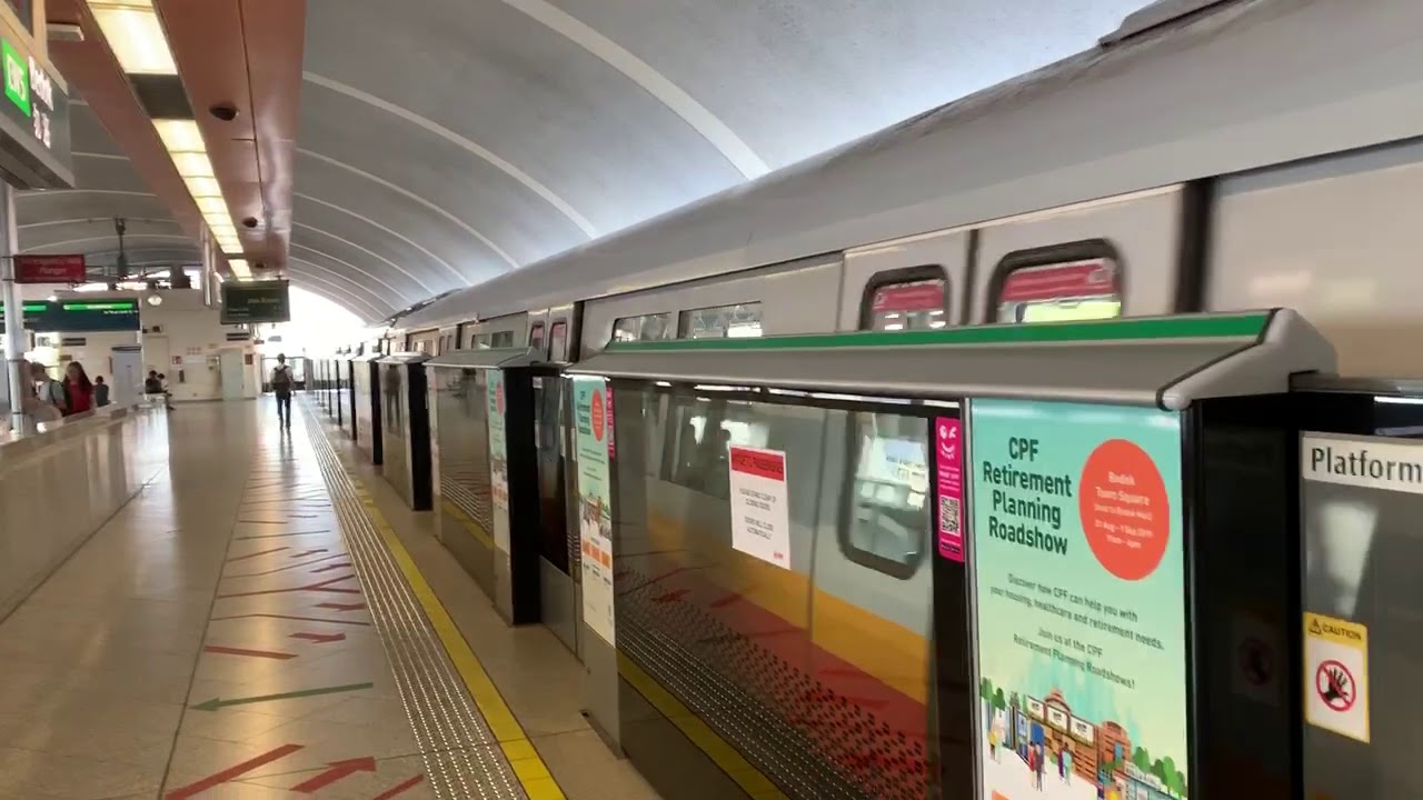 SMRT Trains EWL Kawasaki & CSR Sifang C151B [611/612] departing Bedok ...