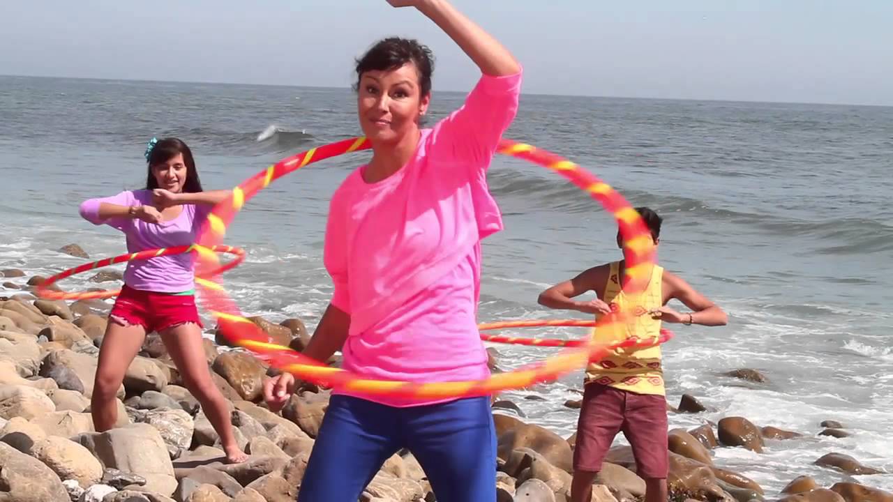 "Hoop-Hop" Hula Hoop Fitness - YouTube