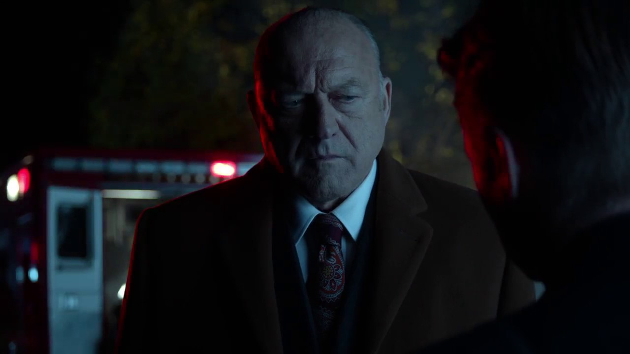 Carmine Falcone Gives Gordon One Day To Find The Suspects | Season 3 Ep ...