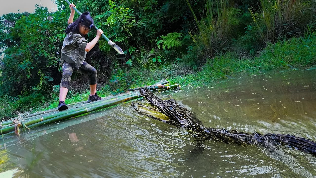 Full-video: Sheltering in an Amazing Cave, Detect and Hunt Crocodiles, Treating a Python..etc ...