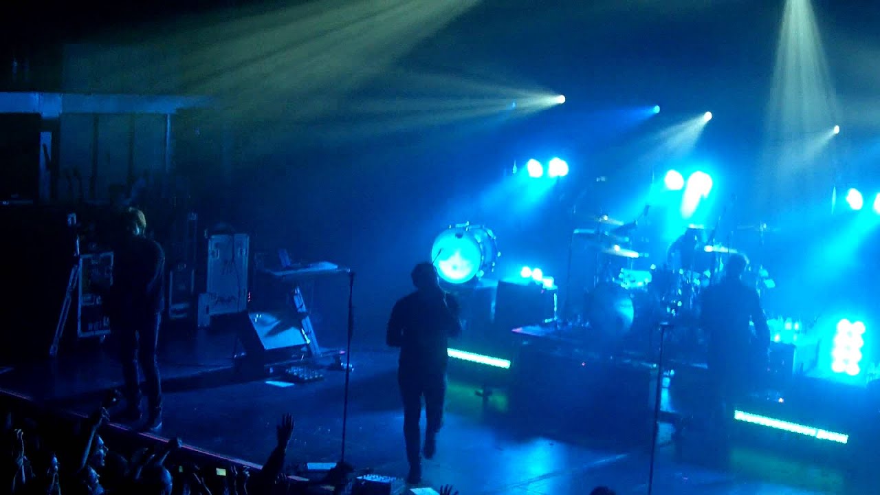 Angels & Airwaves - The Flight of Apollo - Live at O2 Academy ...