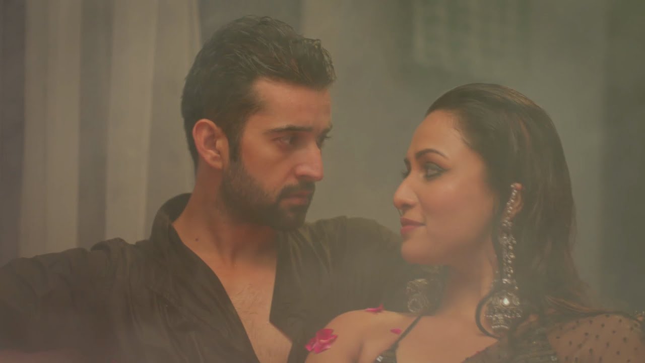 Rajjo promo: Arjun gets trapped; Rajjo comes to his rescue - YouTube