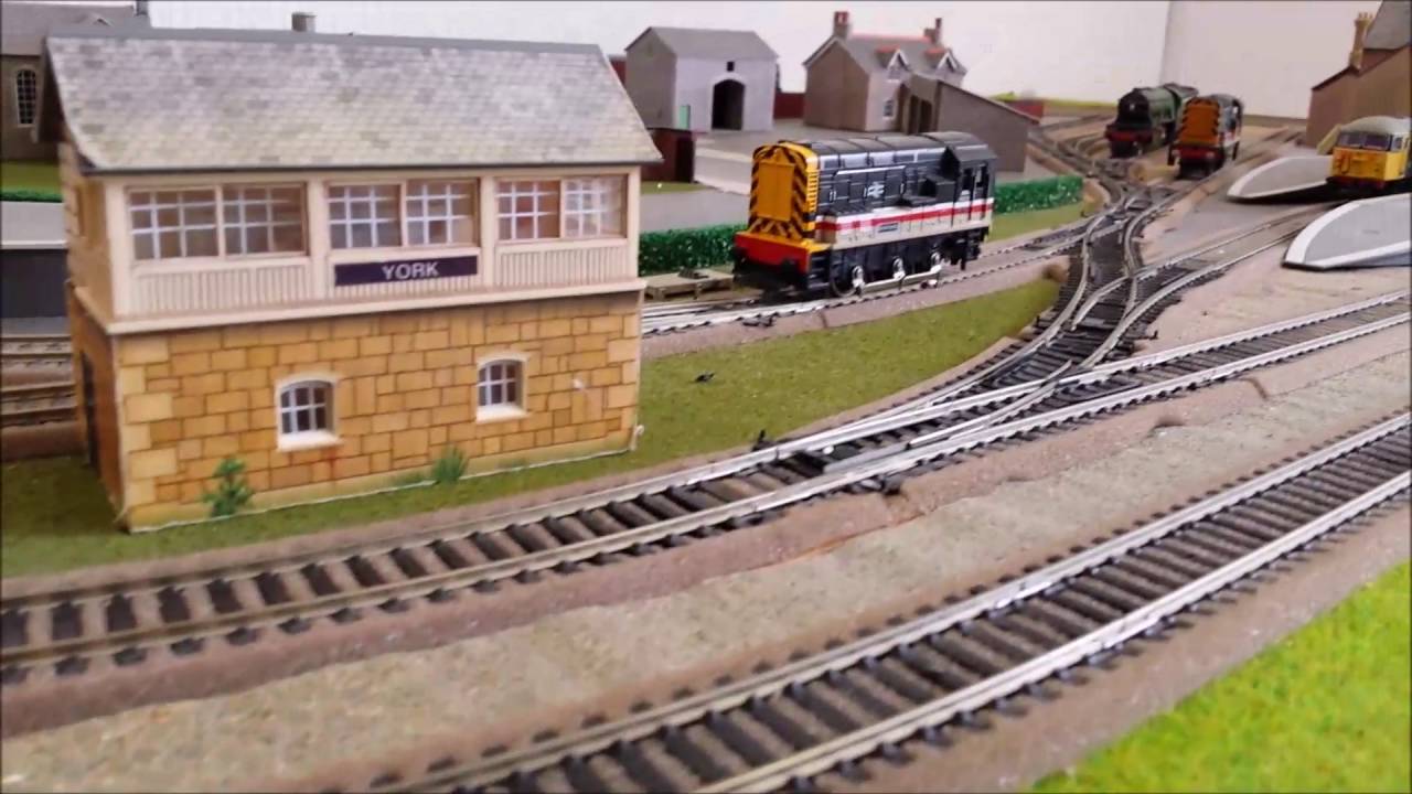 Bachmann 32-428 BR Class 24 Diesel No. 5087 BR Blue B22214 - YouTube