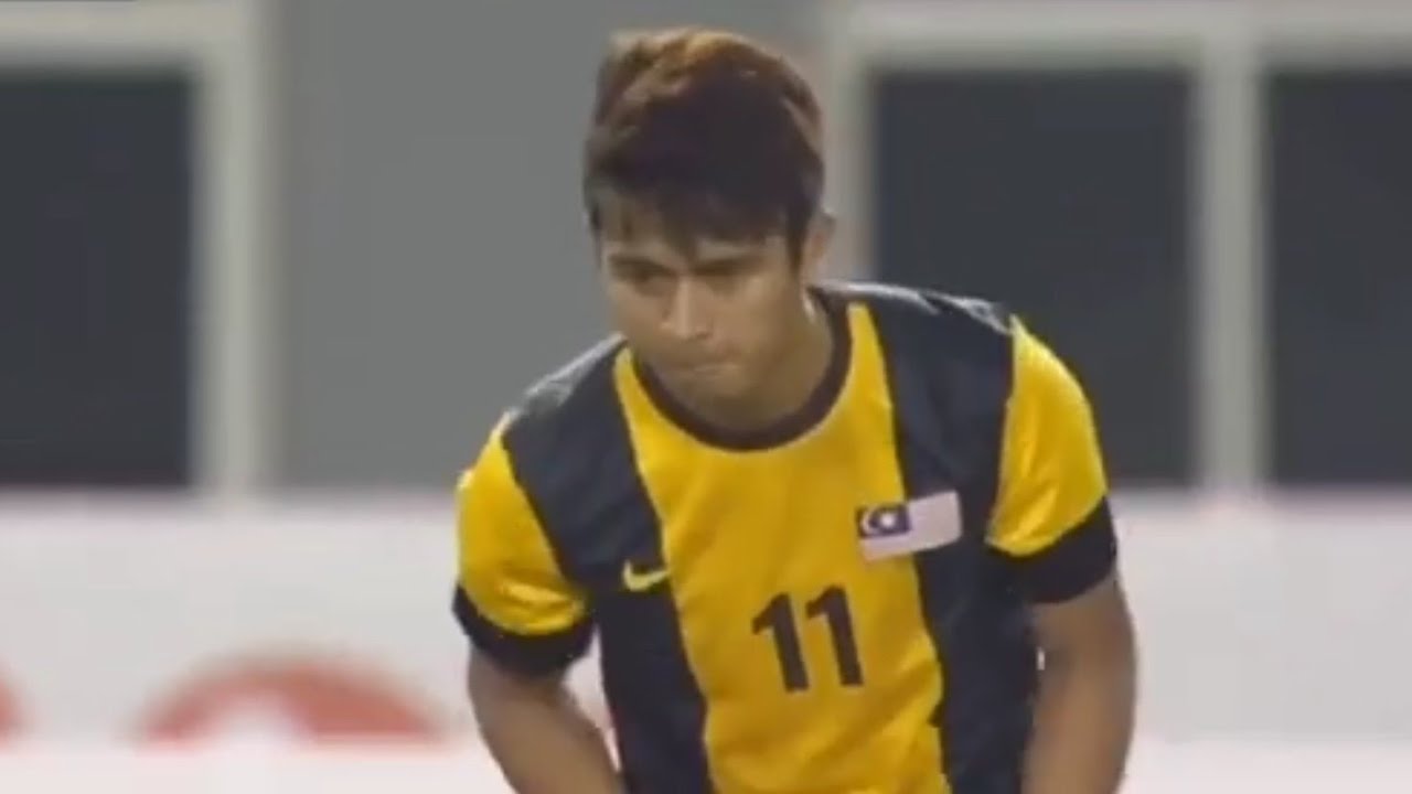 Rozaimi Abdul Rahman (11) Vs Singapore• Rozaimi Put It In Net For ...
