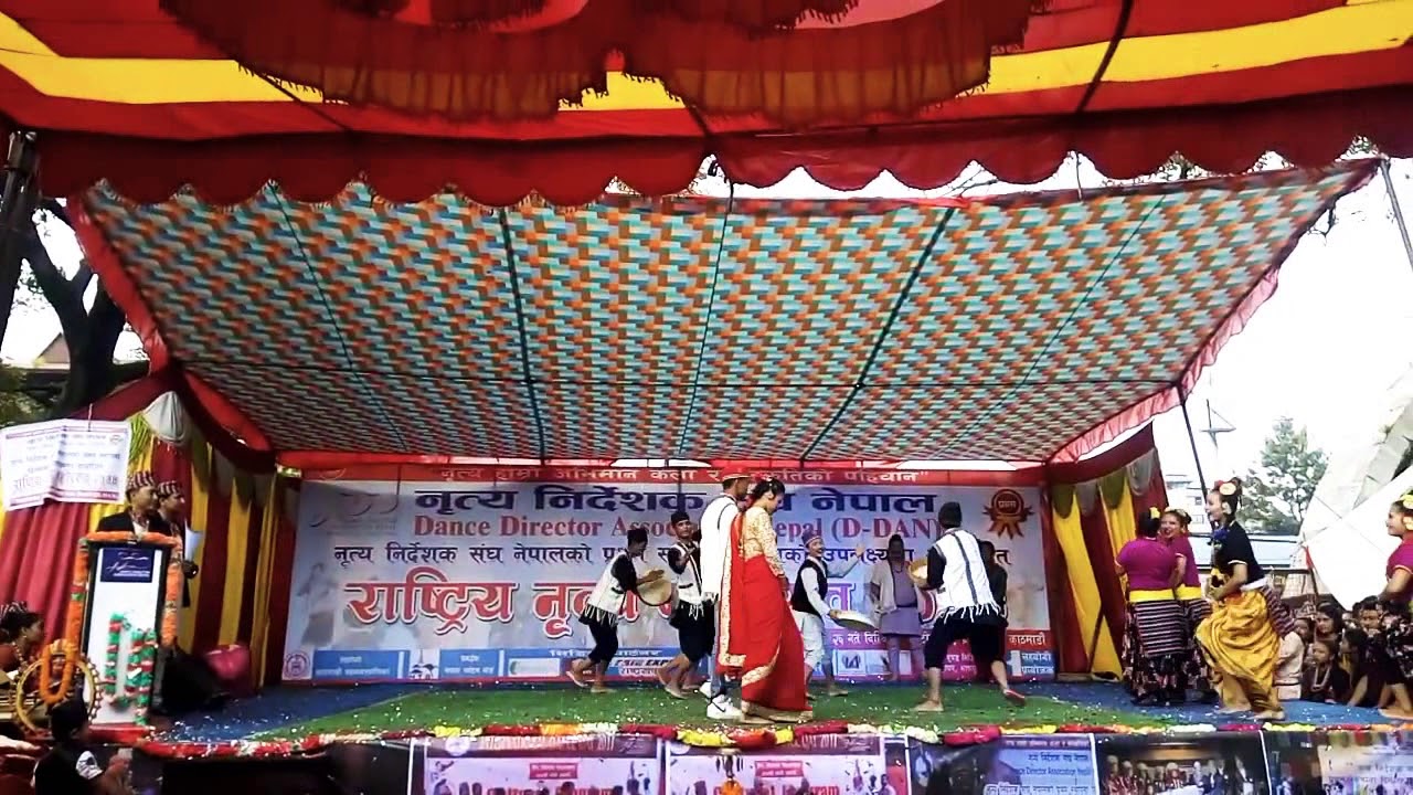 APA LAI MERO - New Nepali Movie GHAMPANI Tamang Selo Song Ft. Dayahang ...