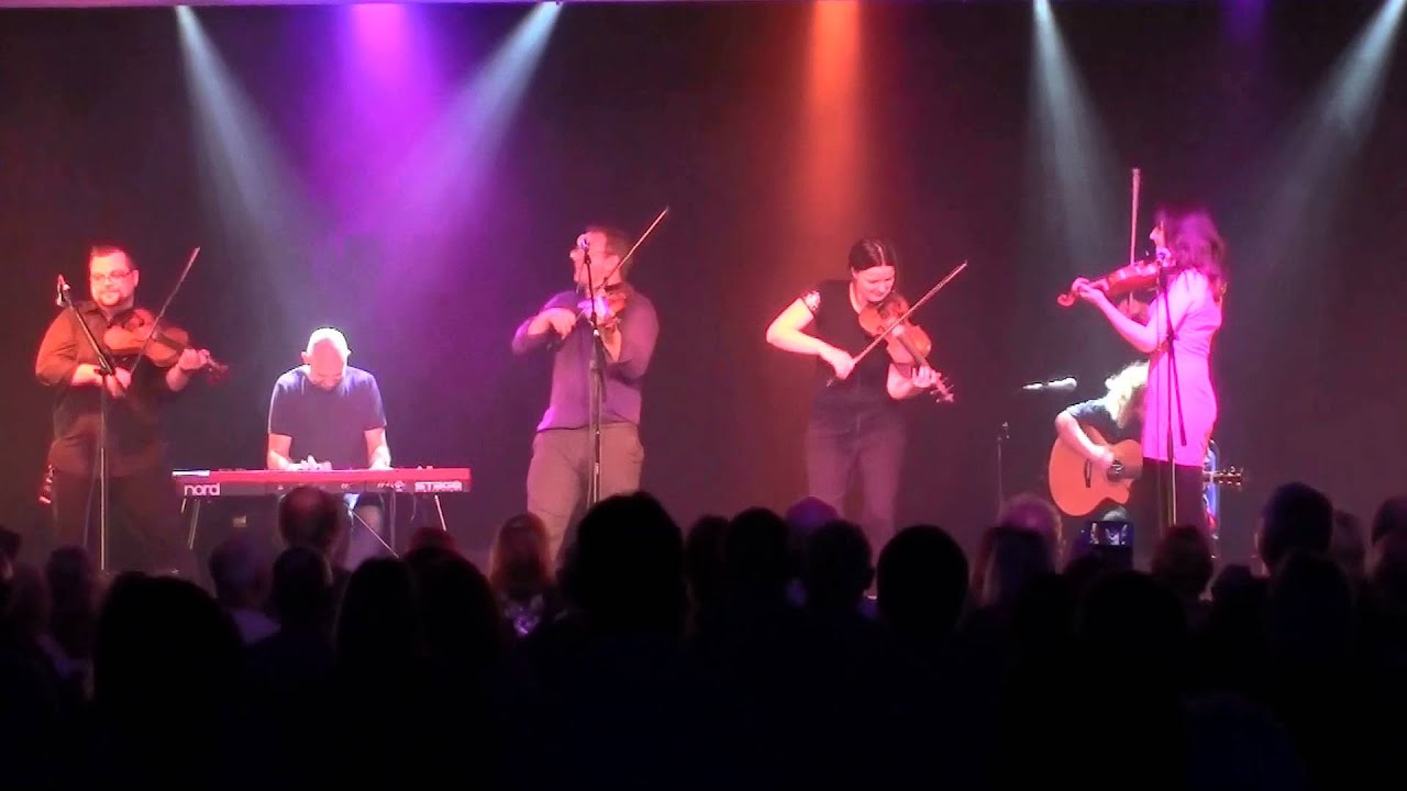 Blazin' Fiddles @The Great British Folk Festival 2015 - YouTube
