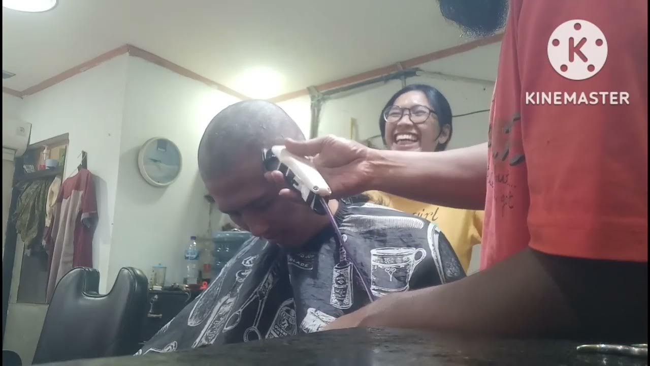 potong botak karena banyak ketombe 14 November 2022 - YouTube