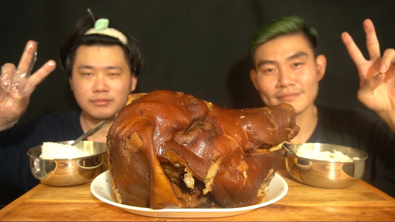 MUKBANG KEPALA BABI UTUH MASAK KECAP !!!! - YouTube