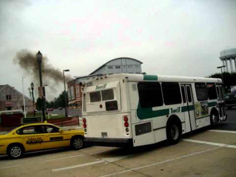 Frederick TransIT Orion V's #'s 923,924,926,064,065 and GIllig #983 ...