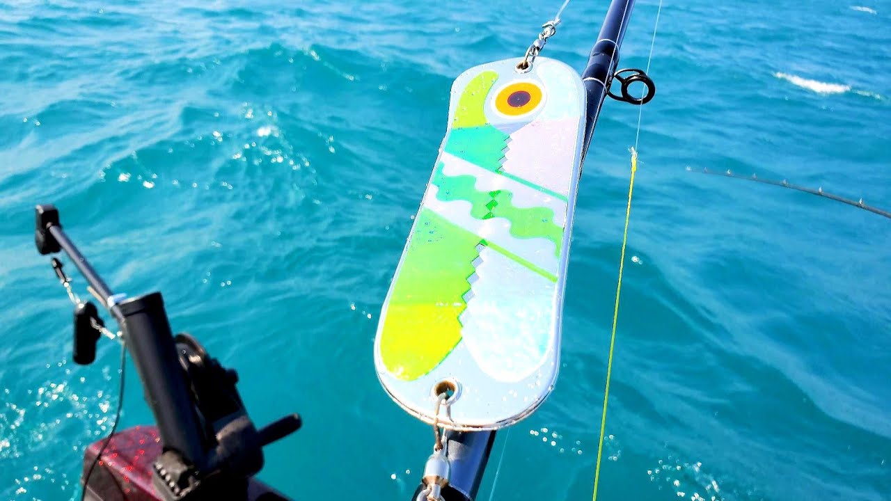 ROUGH WATER - BIG FISH!! Salmon and Trout - Milwaukee, Wisconsin - YouTube