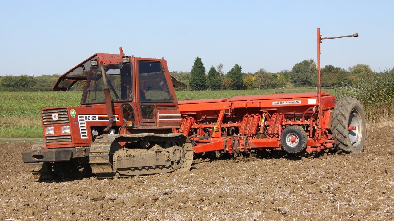 Classic 1988 Fiat 80-65 crawler | MF 30 4m disc drill | Drilling wheat ...
