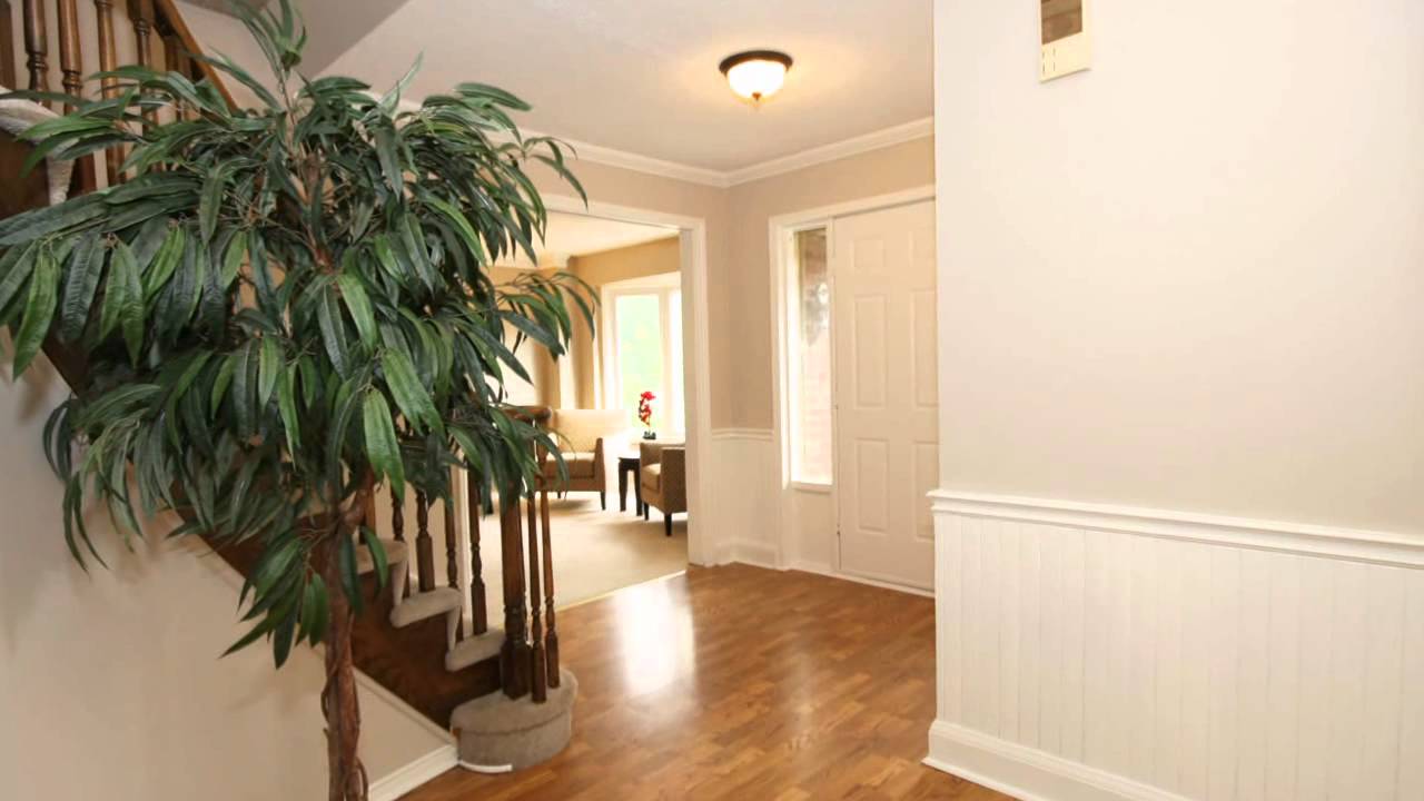 1241 Maple Ridge Dr, Pickering - YouTube