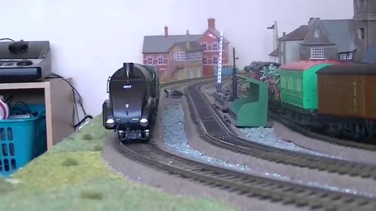 Hornby A4 Bittern Double Tender Special Edition R3103 - YouTube