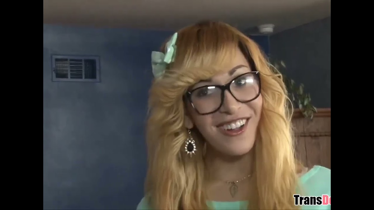 lets just say.. im a special girl.. - YouTube