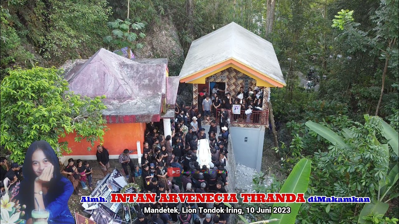 Almh. INTAN ARVENECIA TIRANDA diMakamkan - YouTube