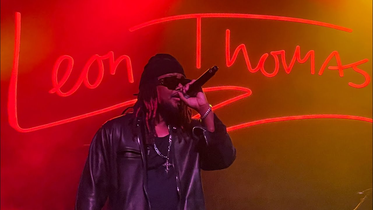 Leon Thomas live in Toronto // MUTT Tour 2024 - YouTube
