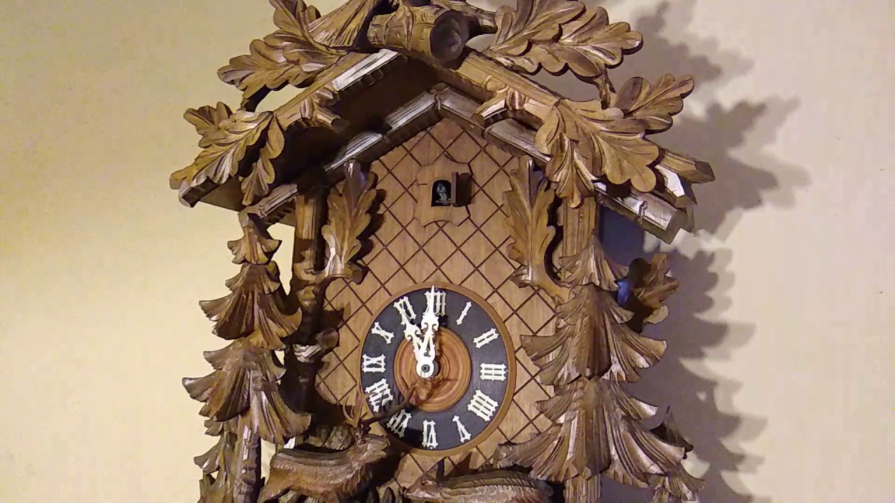 Reloj cucu grande - YouTube