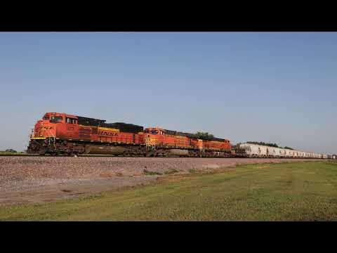 BNSF 9211 West - YouTube