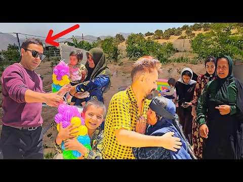 Surprise! Mahmoud returns with special guests