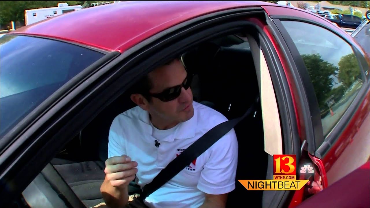 First minutes critical to survive sinking car - YouTube