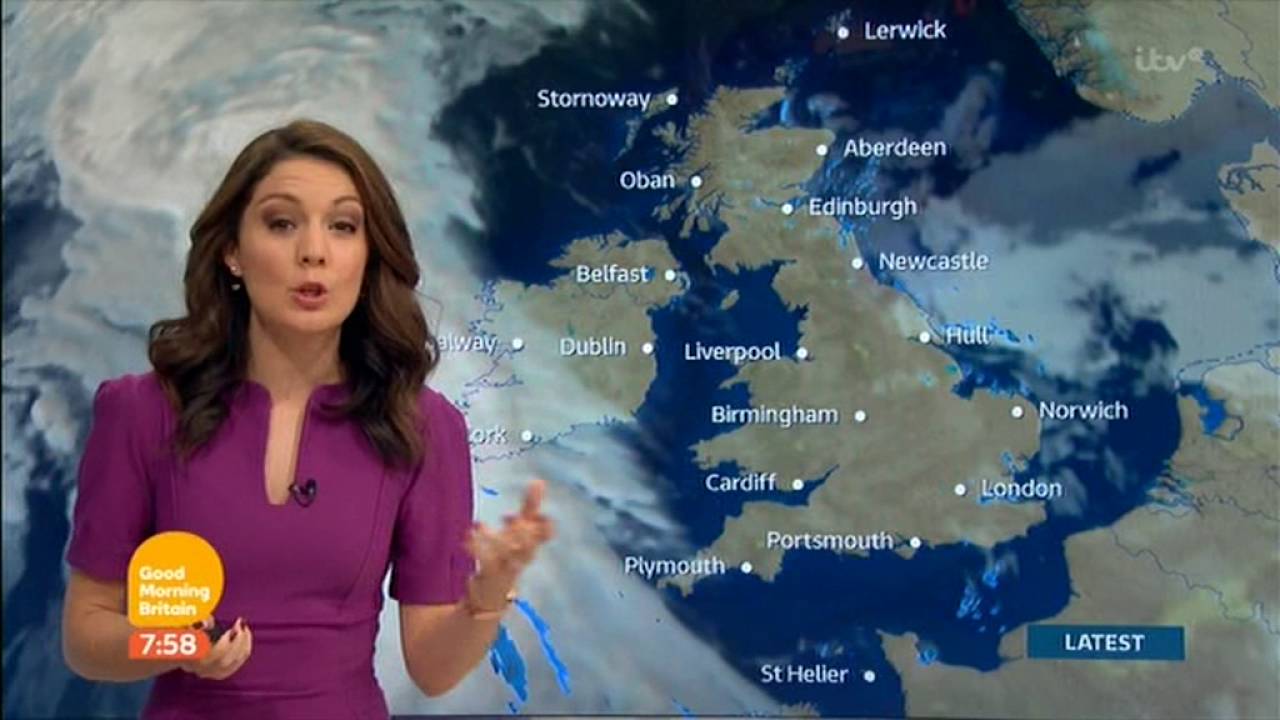 Laura Tobin GMB Weather 2016 10 11 - YouTube