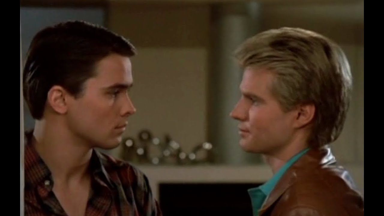 80s Dynasty: Luke & Steven finally kiss - YouTube