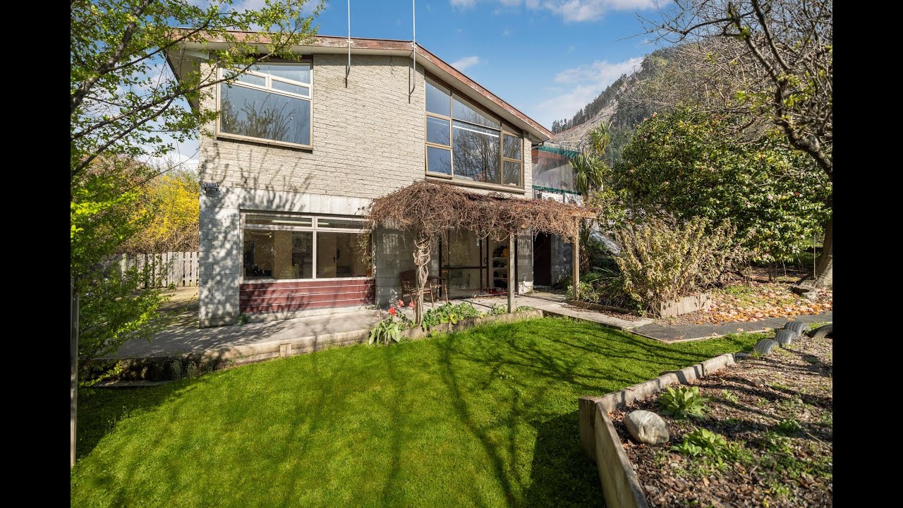 25 Robins Road, Queenstown - YouTube