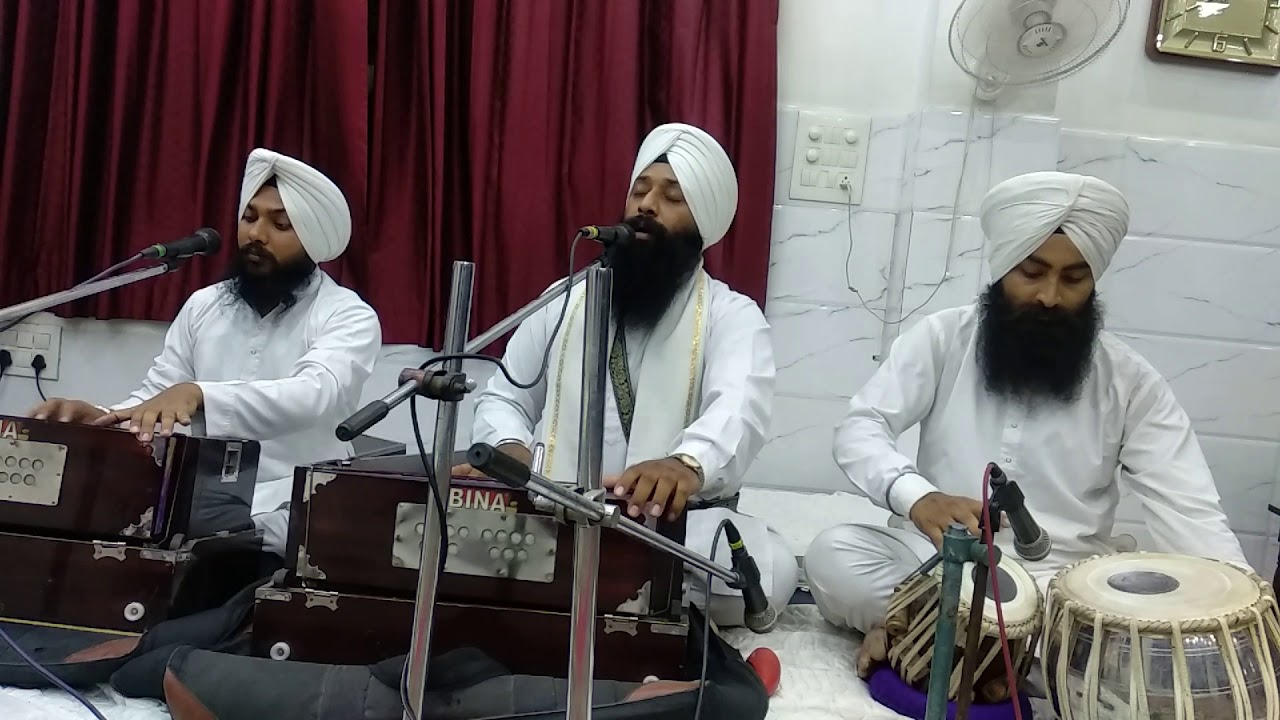 Ragi Harvinder singh khalsa delhi wale - YouTube