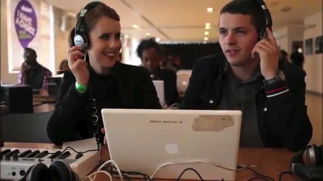 Mark Manchester (Barclay's Channel B: 2011) - YouTube