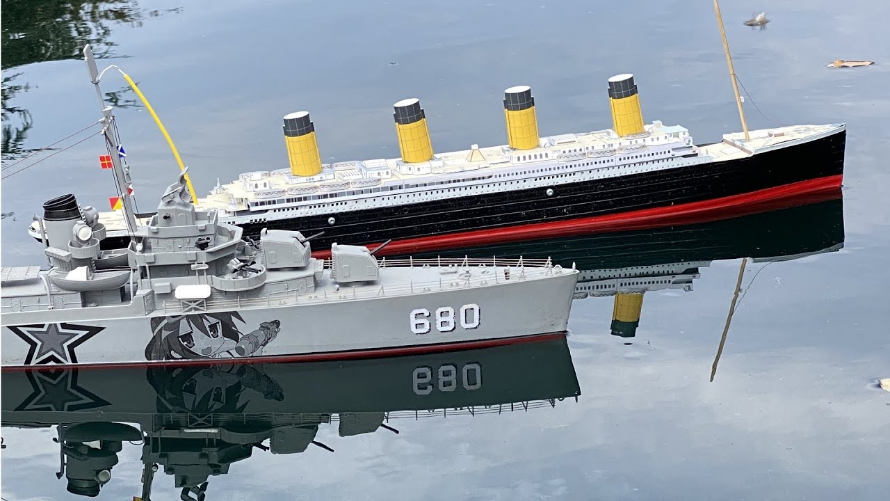 Papercraft 1:350 RMS Titanic (radio controlled) - YouTube
