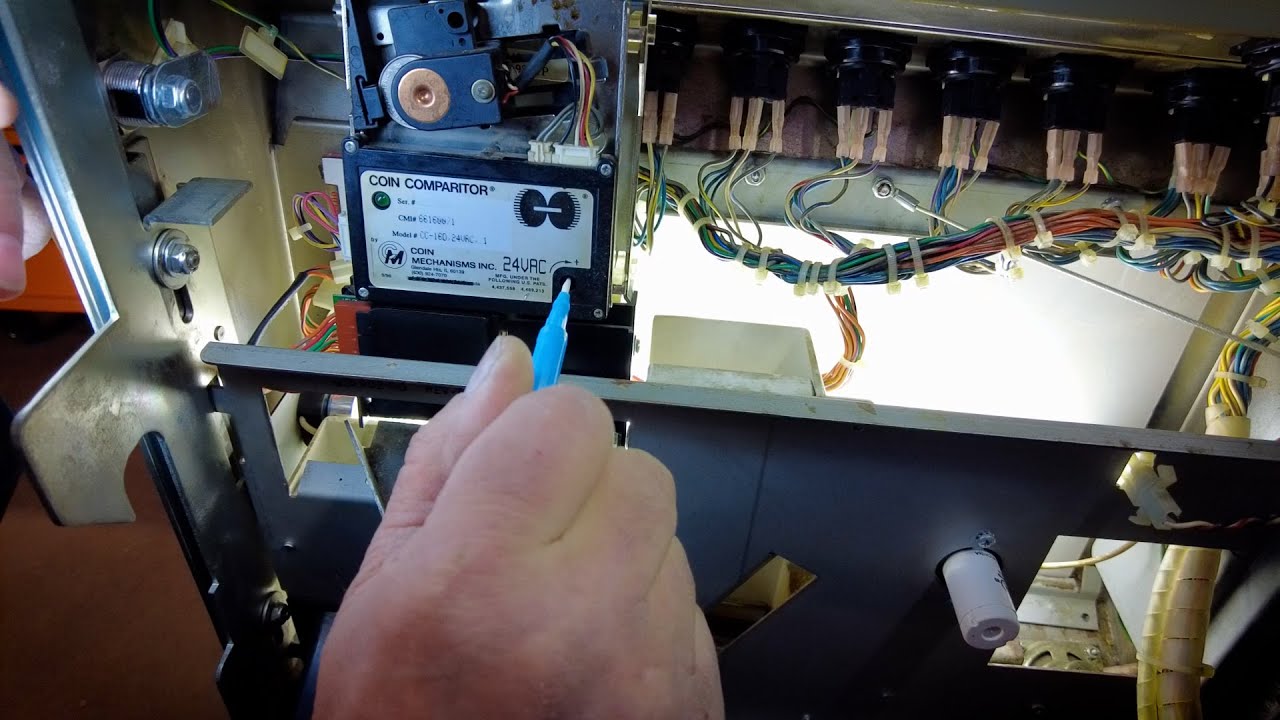 How to Dial In the Coin Mechanism on Your IGT Players Edge Draw Poker ...