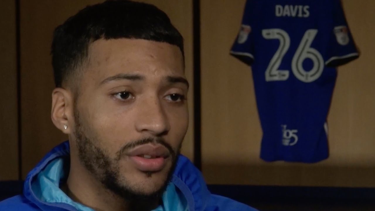INTERVIEW | David Davis signs new Blues deal - YouTube