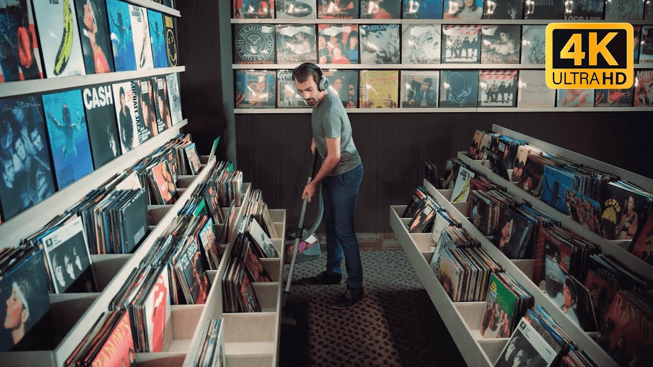 CGI - VINYL STORE | ANIMAÇÃO EM 4K | ANDER ALENCAR - YouTube