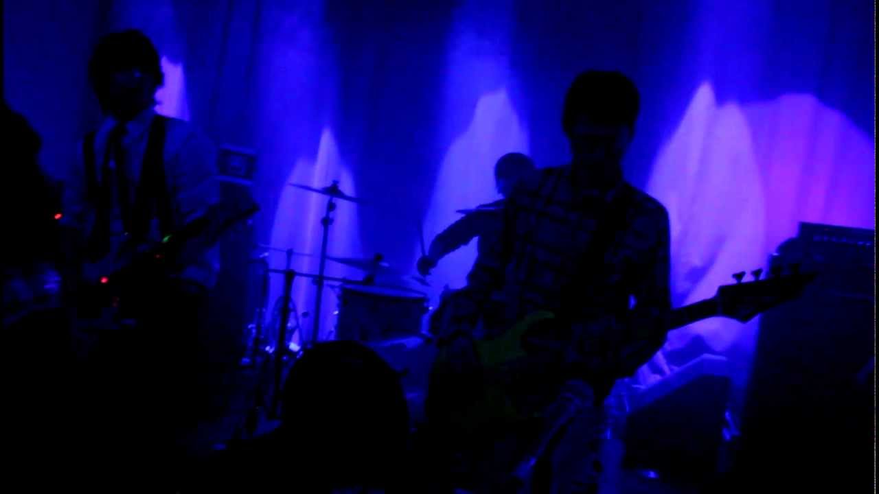 A Verbal Equinox - ¡Nüburbåtizé! at Future Starz - YouTube