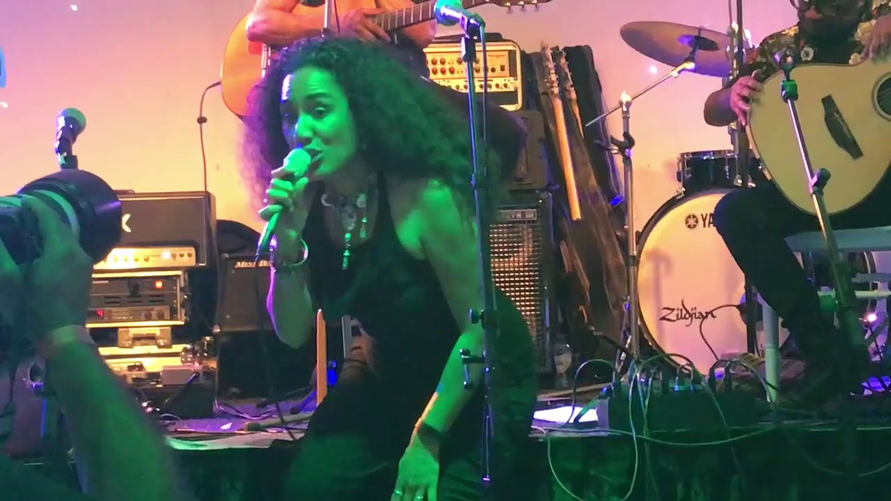 Mama: Lisa Noya & Eric Wijnands - YouTube