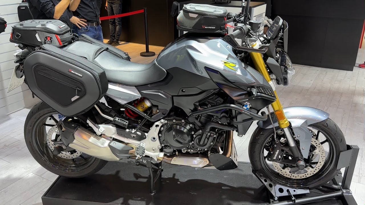 SW Motech Accessorized ! 2023 BMW F900 R - YouTube